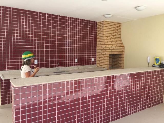 Apartamento em Cosmos com Piscina e Segurança 24h
