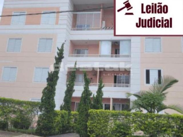 Apartamento em Cotia/SP