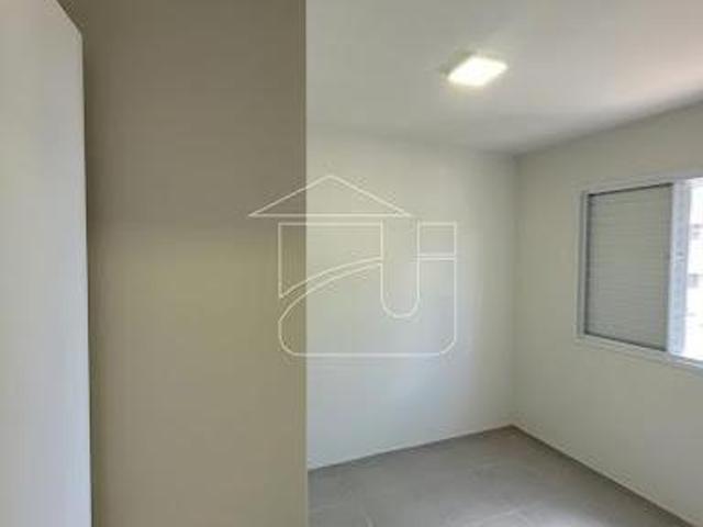 Apartamento em Distrito Industrial Marília, SP