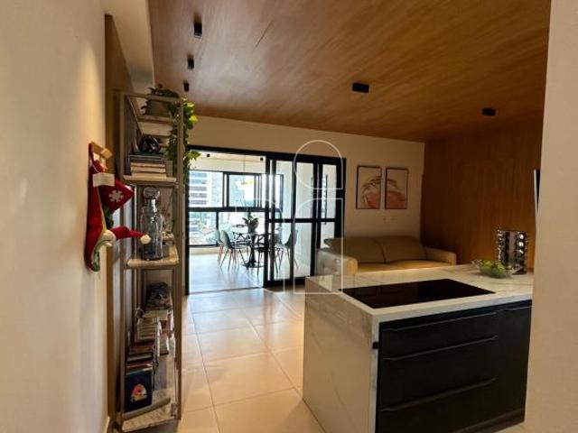 Apartamento em Edifício Praça Marechal Centro Marília, SP