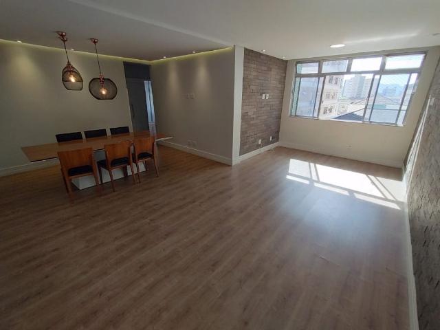 Apartamento em Embaré, Santos/SP de 165m² 3 quartos para locação R$ 6.000,00/mes