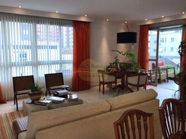 Apartamento em Embaré, Santos/SP de 209m² 3 quartos à venda por R$ 1.590.000,00