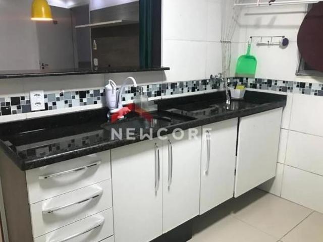 Apartamento em Estrada Água Chata Água Chata Guarulhos/SP