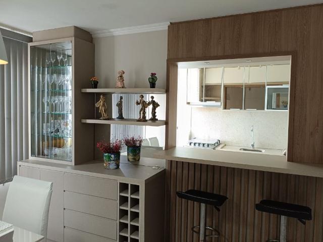 Apartamento em Estreito, Florianópolis/SC de 81m² 3 quartos à venda por R$ 549.000,00