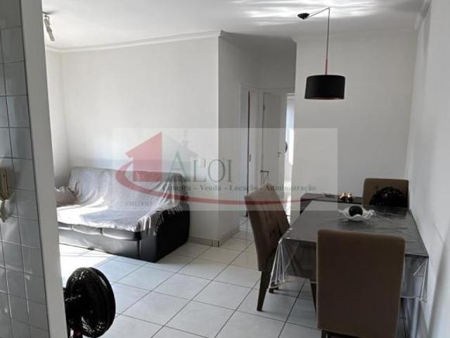 Apartamento em excelente localização com 2 quartos e vaga em PINHEIROS