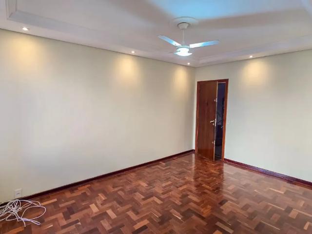 Apartamento em excelente localização no bairro Jardim Monumento