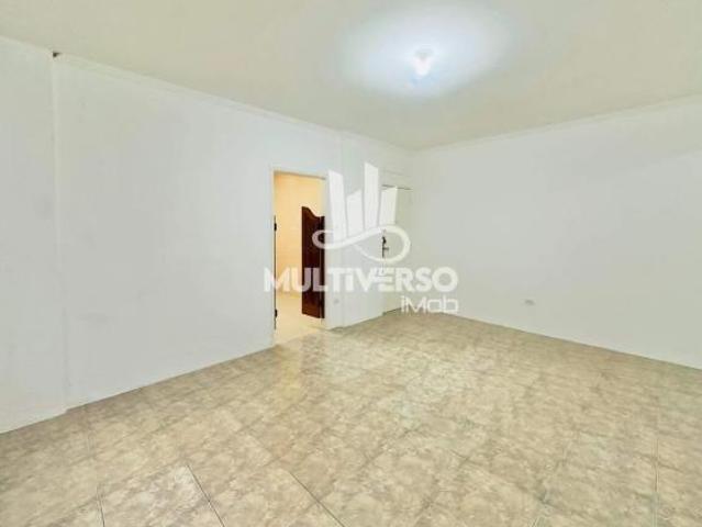 APARTAMENTO EM EXCELENTE LOCALIZAÇÃO NO MARAPÉ | 2 DORMITÓRIOS + DEPENDÊNCIA COMPLETA