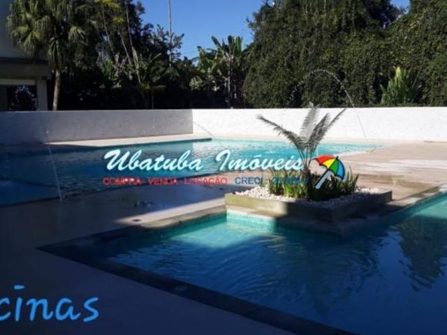 Apartamento em excelente localização no Perequê Açu