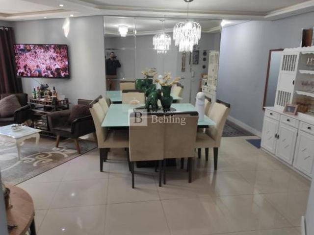 APARTAMENTO EM EXCELENTE POSIÇÃO SOLAR EM GRAMADO