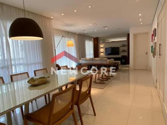 Apartamento em Rua Fábio Lopes dos Santos Luz Vila Andrade São Paulo/SP
