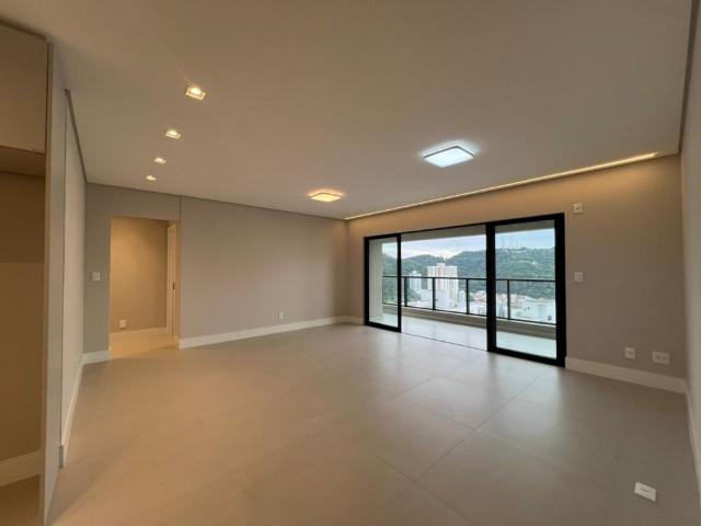 Apartamento em Fazenda, Itajaí/SC de 116m² 3 quartos para locação R$ 7.500,00/mes