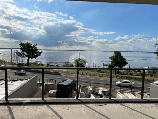 Apartamento em frente ao Guaíba com 3 suítes e sacada no Praia de Belas