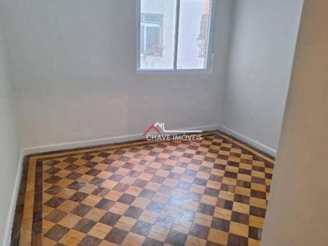 Apartamento em Gonzaga, Santos/SP de 120m² 3 quartos à venda por R$ 750.000,00