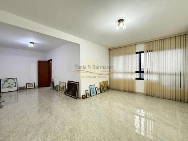 Apartamento em Gonzaga, Santos/SP de 120m² 3 quartos à venda por R$ 950.000,00