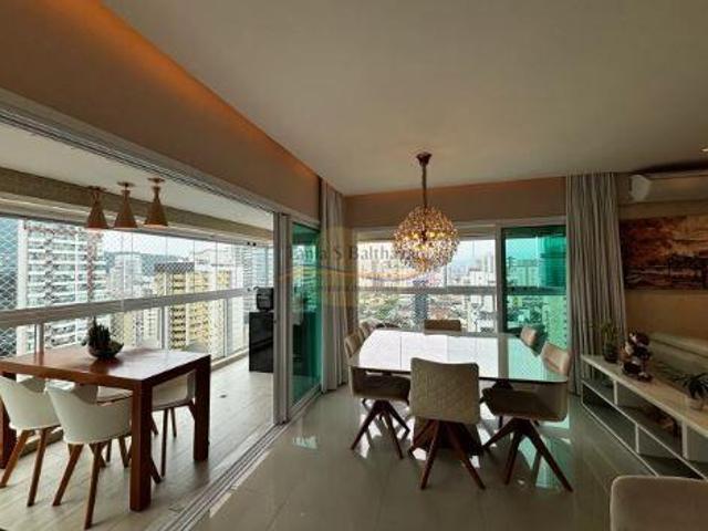 Apartamento em Gonzaga, Santos/SP de 129m² 3 quartos à venda por R$ 2.240.000,00