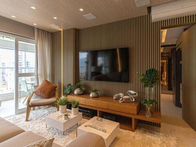 Apartamento em Gonzaga, Santos/SP de 137m² 3 quartos à venda por R$ 1.721.000,00