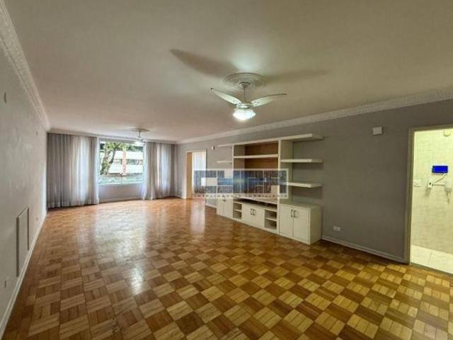 Apartamento em Gonzaga, Santos/SP de 250m² 3 quartos à venda por R$ 1.200.000,00