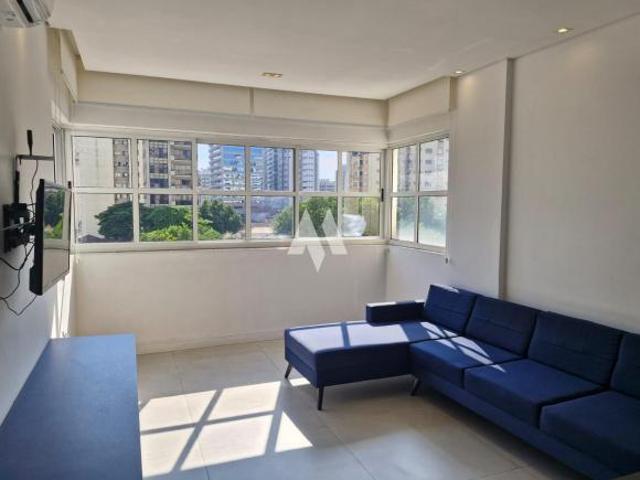 Apartamento em Gonzaga, Santos/SP de 60m² 2 quartos à venda por R$ 690.000,00