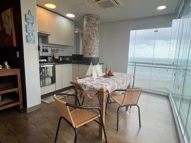 Apartamento em Gonzaga, Santos/SP de 72m² 2 quartos à venda por R$ 1.650.000,00
