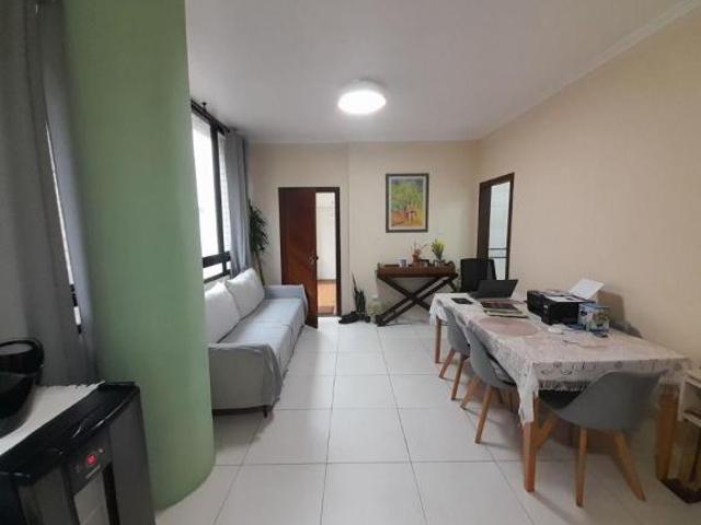 Apartamento em Gonzaga, Santos/SP de 90m² 3 quartos à venda por R$ 750.000,00
