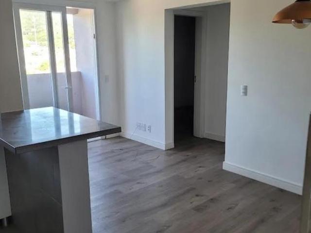 Apartamento em Glória