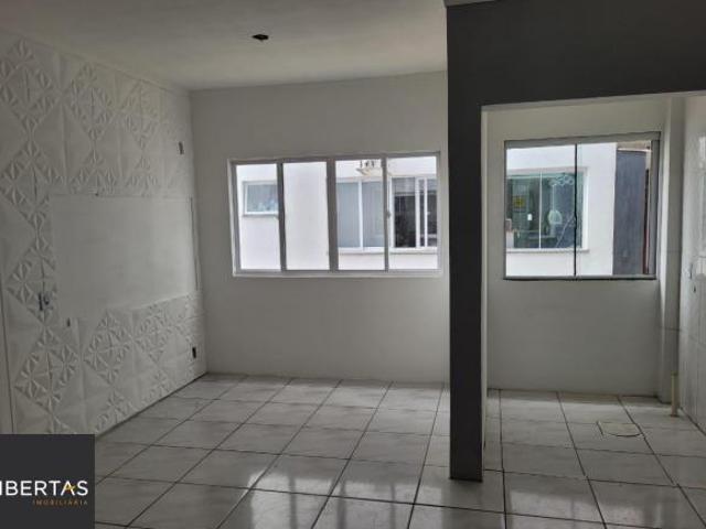 Apartamento em Gravatai Térreo de 2 dormitórios e vaga