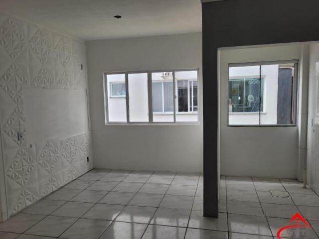 Apartamento em Gravatai Térreo de 2 dormitórios e vaga