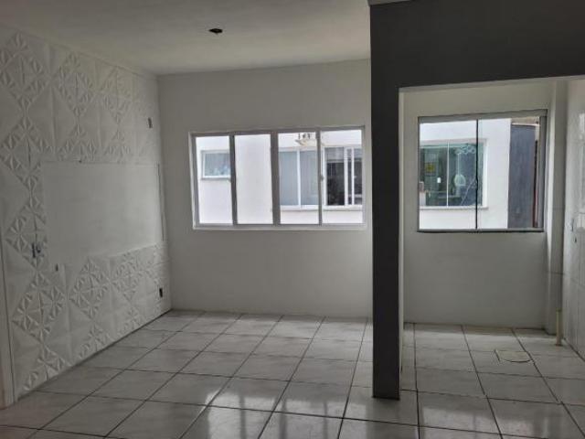 Apartamento em Gravatai Térreo de 2 dormitórios e vaga