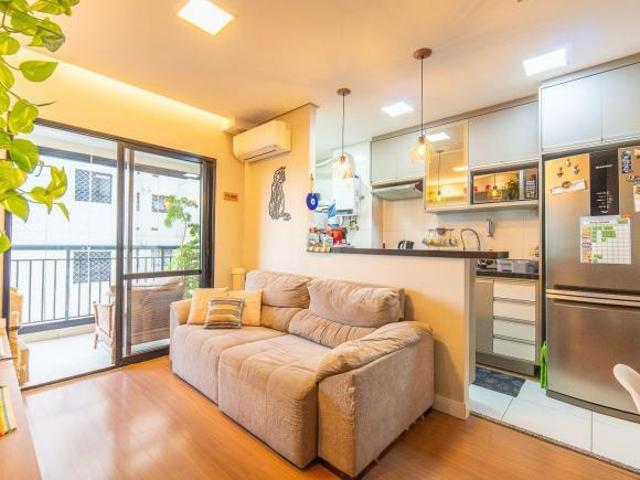 Apartamento em Granja Viana, Cotia/SP de 57m² 2 quartos à venda por R$ 500.000,00