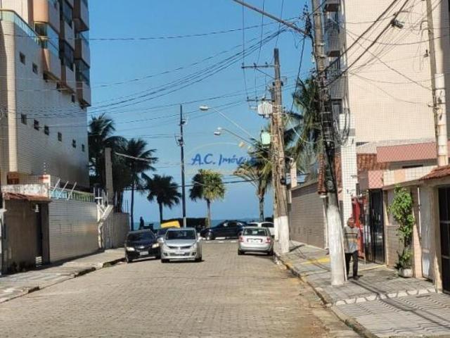 Apartamento em Guilhermina Praia Grande