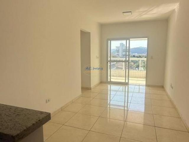 Apartamento em Guilhermina Praia Grande