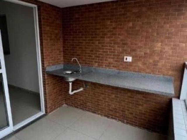 Apartamento em Guilhermina Praia Grande, SP