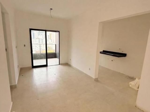 Apartamento em Guilhermina Praia Grande, SP
