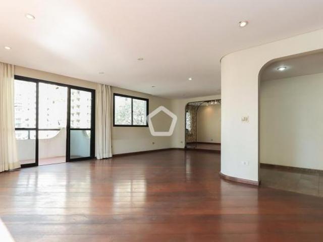 Apartamento em Higienópolis