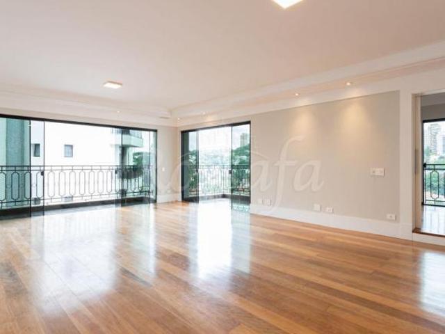Apartamento em Higienópolis
