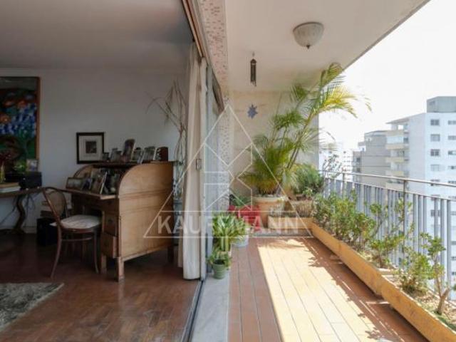 Apartamento em Higienópolis a venda de 4 quartos, Suite Vagas e 330m² Á.Ú