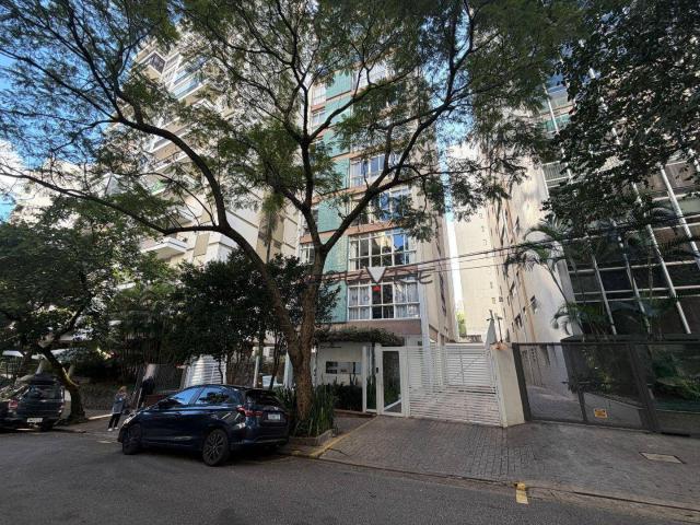 Apartamento em Higienópolis, São Paulo/SP de 210m² 2 quartos para locação R$ 7.812,00/mes
