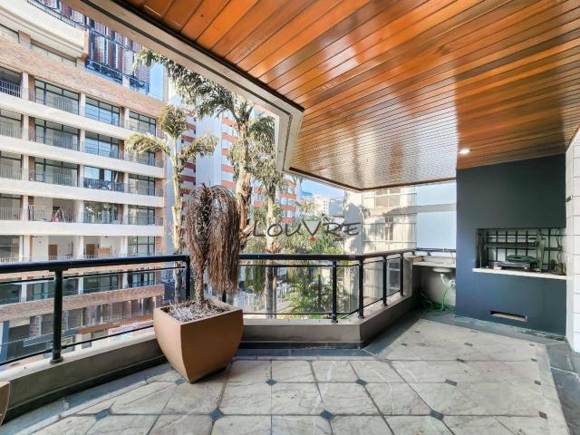 Apartamento em Higienópolis, São Paulo/SP de 245m² 4 quartos à venda por R$ 2.699.900,00