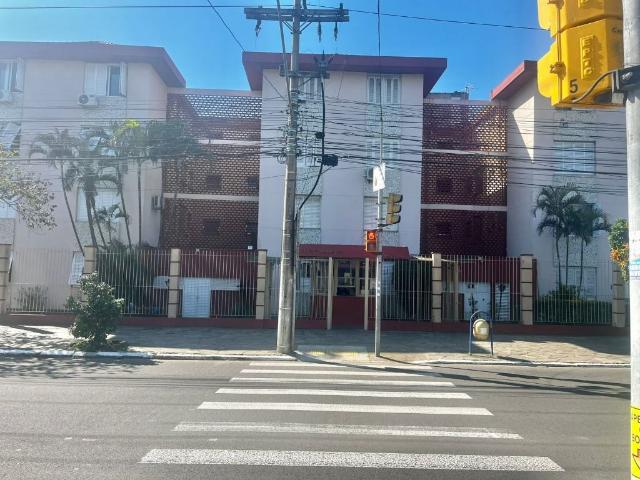 Apartamento em Higienópolis, Porto Alegre/RS de 58m² 3 quartos à venda por R$ 304.000,00