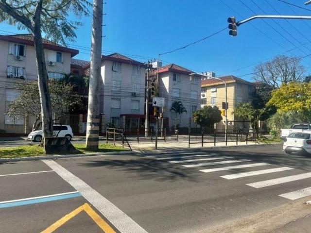 Apartamento em Higienópolis, Porto Alegre/RS de 58m² 3 quartos à venda por R$ 305.000,00