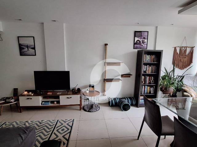Apartamento em Icaraí, Niterói/RJ de 108m² 3 quartos à venda por R$ 849.000,00