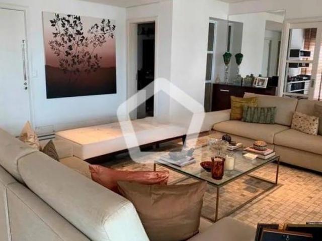 Apartamento em Indianópolis