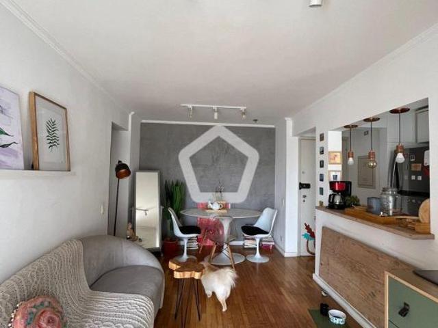 Apartamento em Indianópolis