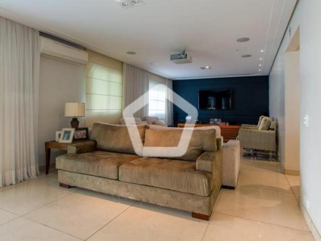 Apartamento em Indianópolis