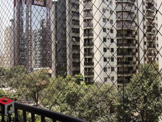 Apartamento em Indianópolis com 170m²