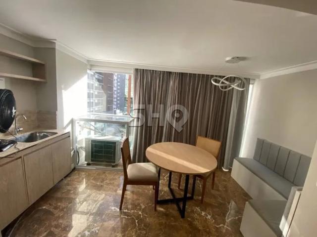 Apartamento em Indianópolis com 1 dormitório e 1 vaga