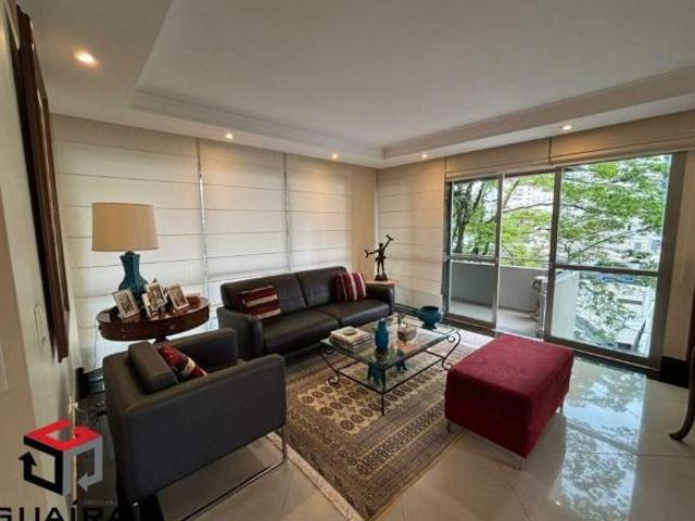 Apartamento em Indianópolis com 230m²