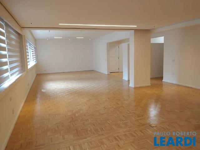 Apartamento em Itaim Bibi, São Paulo, SP