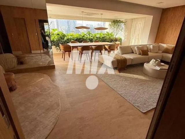 Apartamento em Itaim Bibi, São Paulo/SP de 157m² 2 quartos à venda por R$ 4.450.000,00 ou para locaç