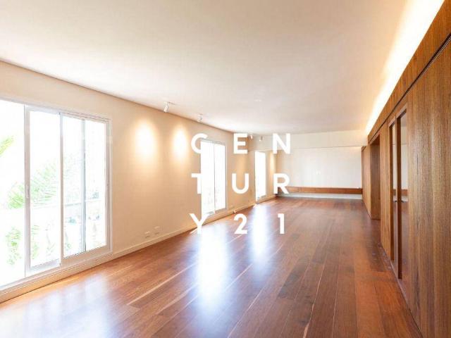 Apartamento em Itaim Bibi, São Paulo/SP de 193m² 3 quartos à venda por R$ 4.799.900,00